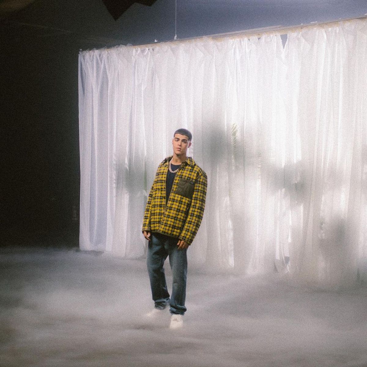 Lunay Outfit from February 6, 2021 | WHAT’S ON THE STAR?