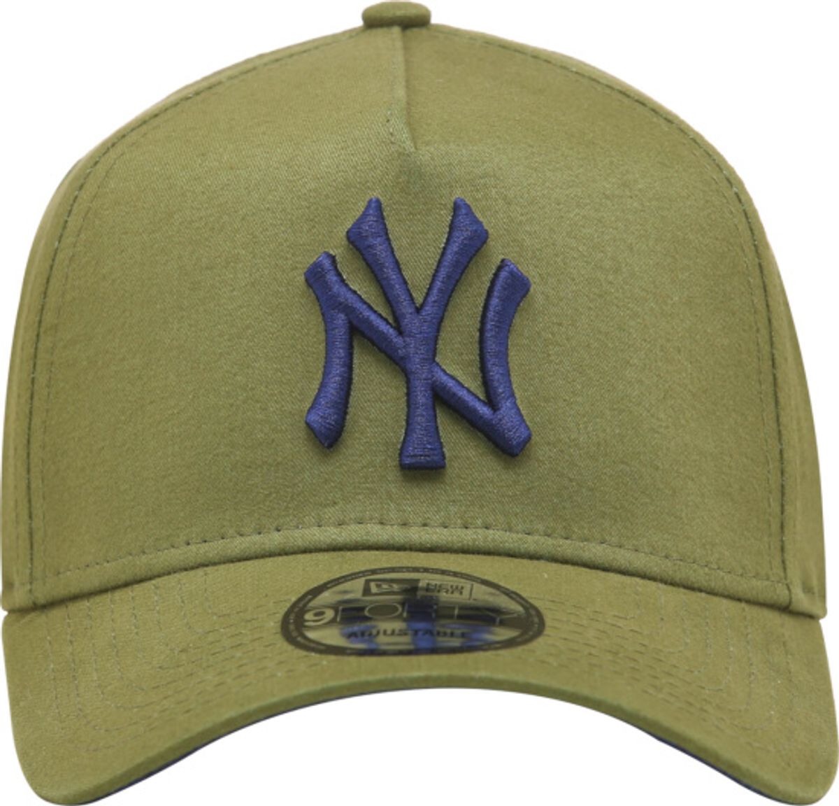 New Era Yankees Army Green 9Forty Hat | WHAT’S ON THE STAR?