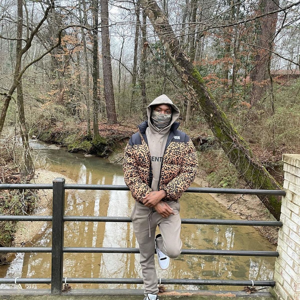 Meek Mill Outfit from February 13, 2021 | WHAT’S ON THE STAR?