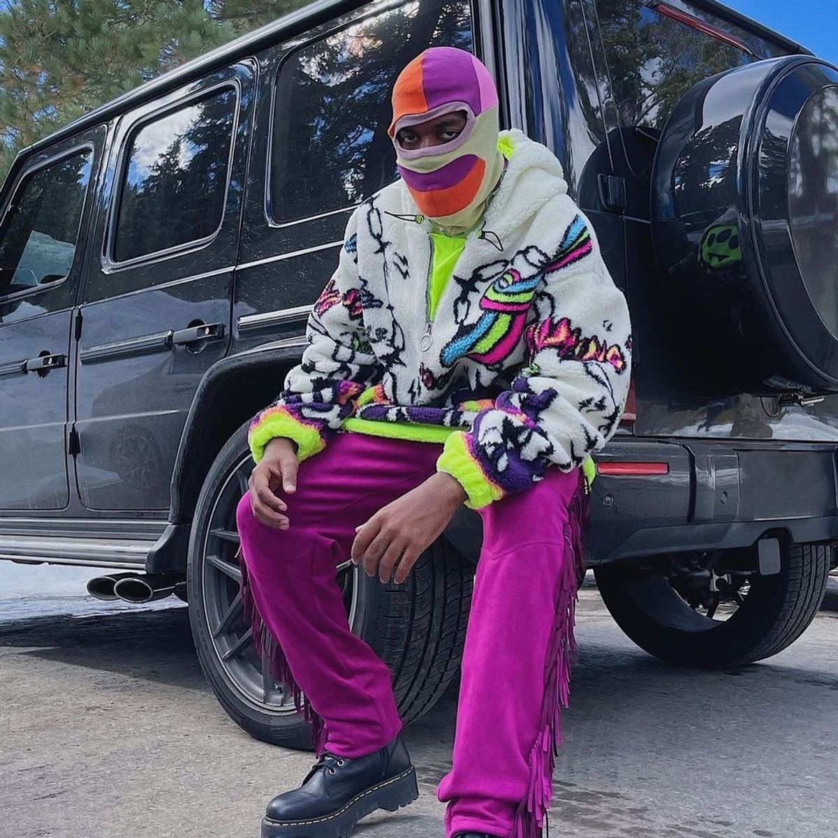 Khalid Outfit from February 11, 2021 | WHAT’S ON THE STAR?