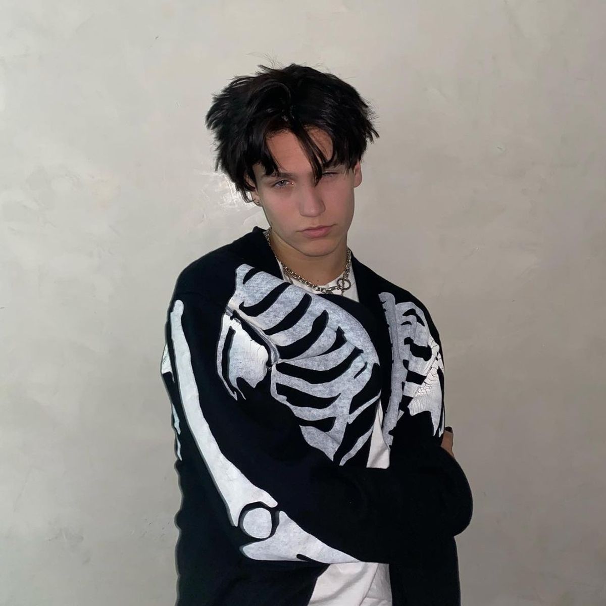 Lil Huddy Outfit from October 16, 2020 | WHAT’S ON THE STAR?