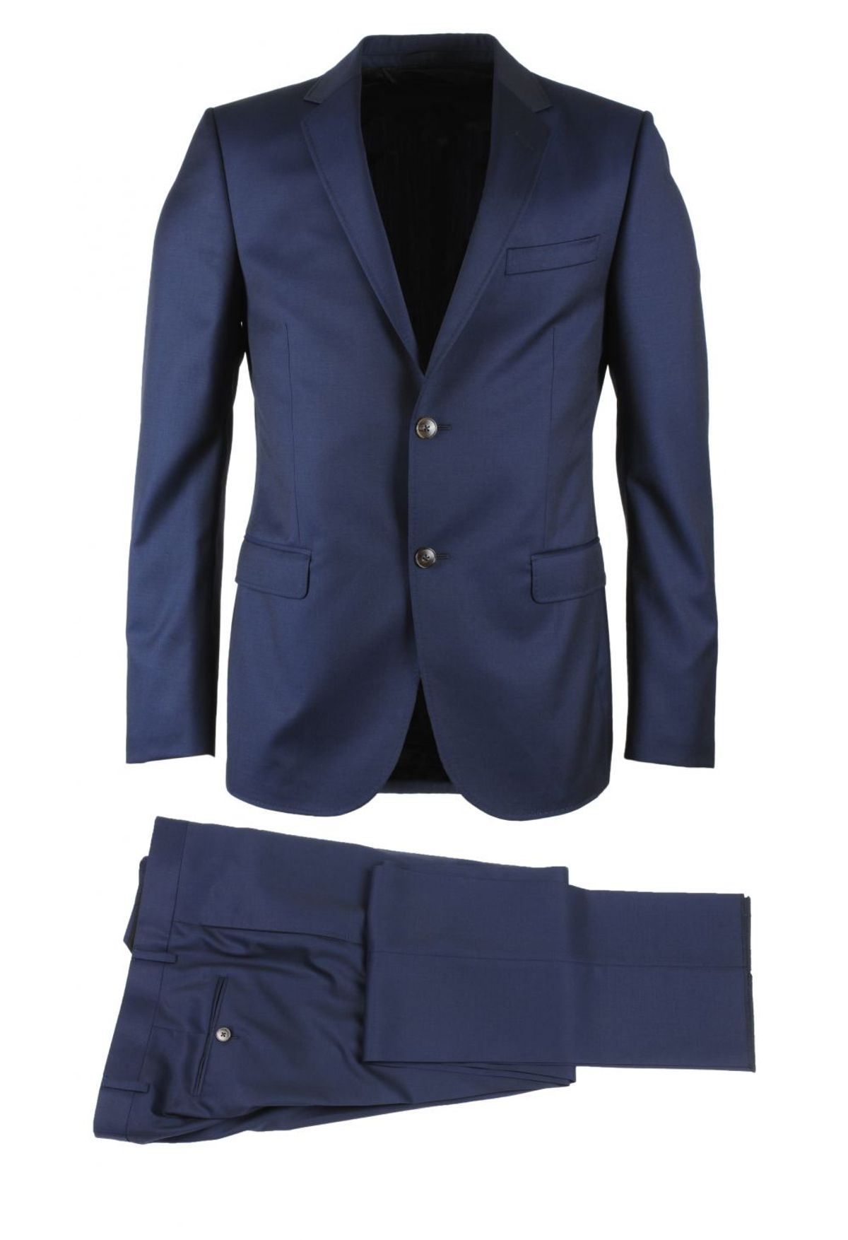 Gucci Monaco Suit | WHAT’S ON THE STAR?