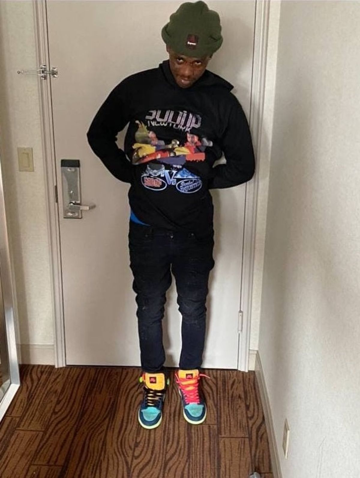 Famous Dex Outfit from March 1, 2021 | WHAT’S ON THE STAR?