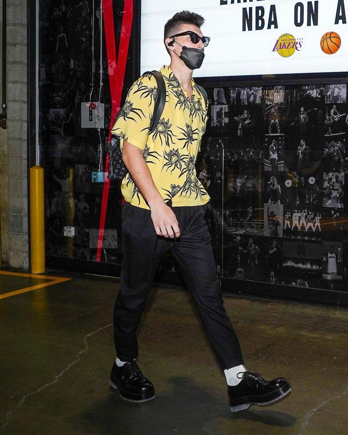 Tyler Herro Outfit from February 21, 2021 | WHAT’S ON THE STAR?