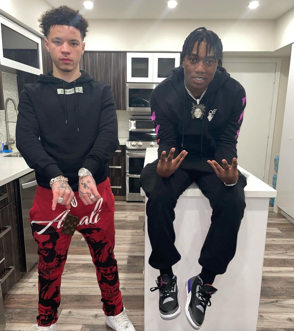 Fredo Bang Outfit from March 9, 2021 | WHAT’S ON THE STAR?