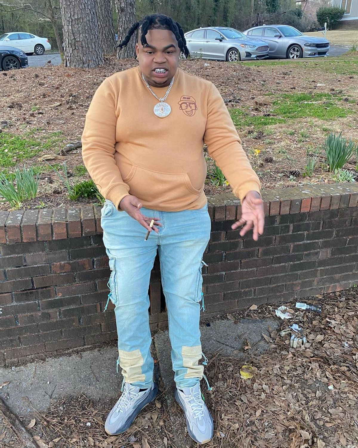 Big Yavo Outfit from March 12, 2021 | WHAT’S ON THE STAR?