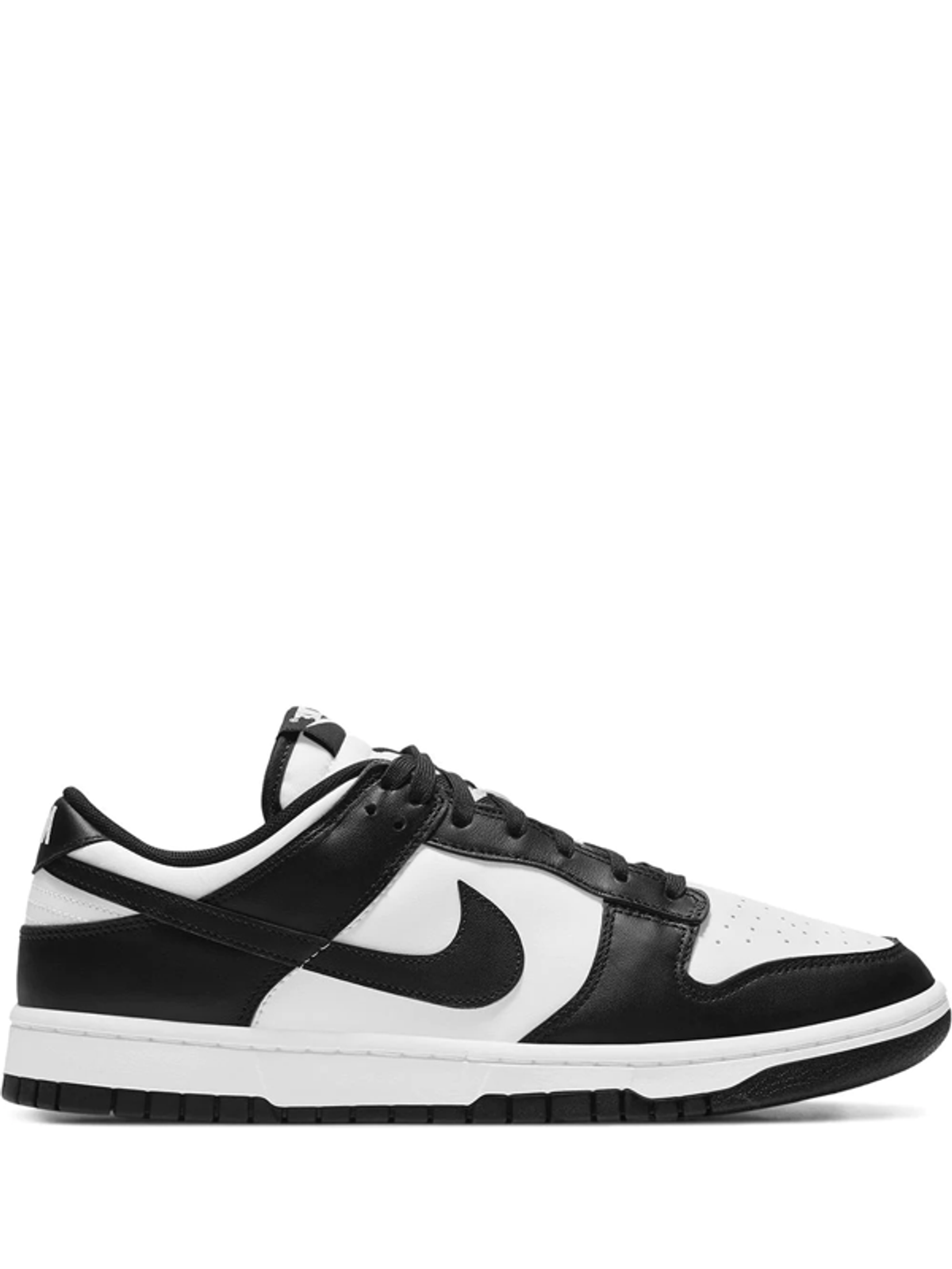 Nike Dunk Low Retro Black Sneakers | WHAT’S ON THE STAR?