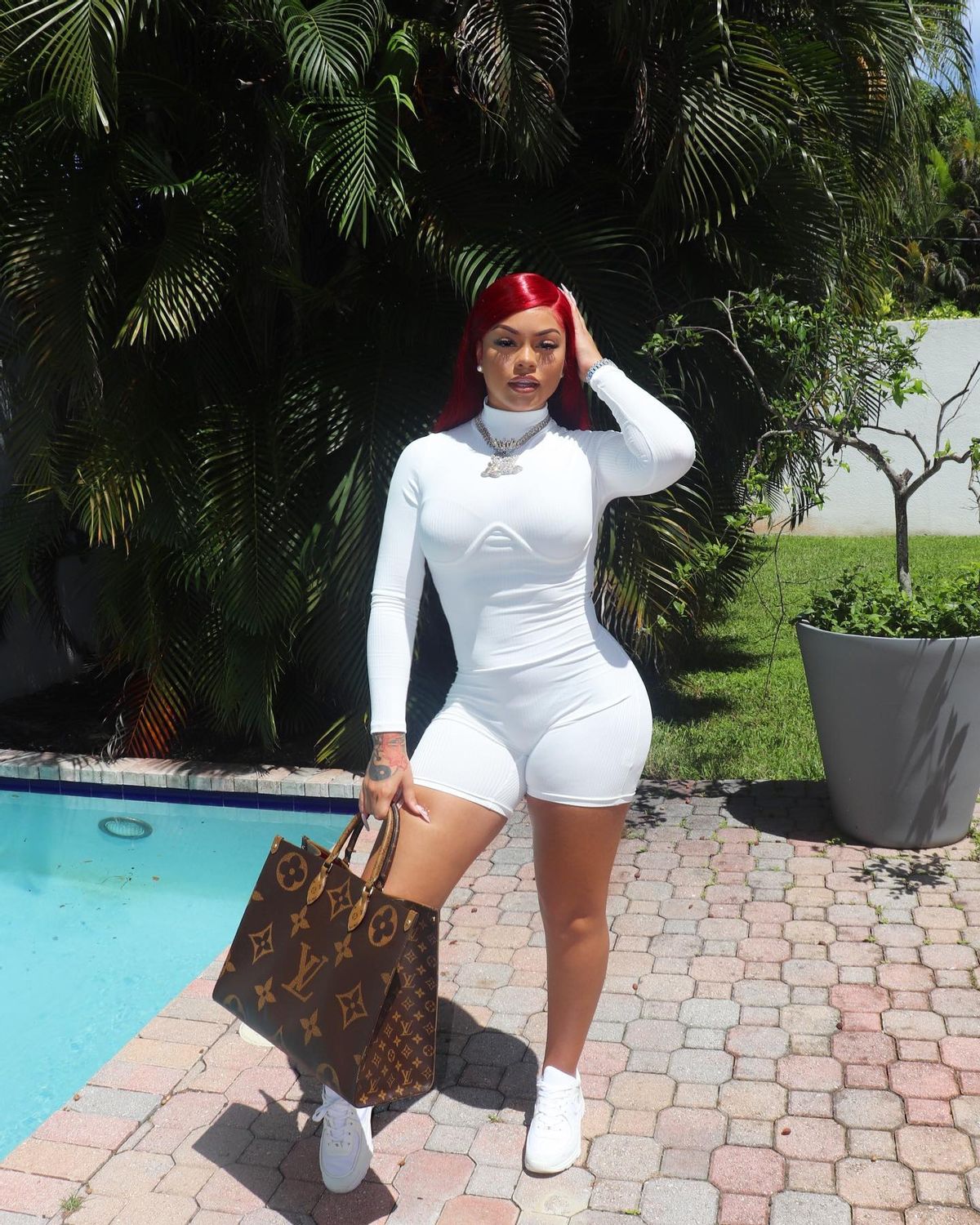 Latto Outfit from August 8, 2020 | WHAT’S ON THE STAR?