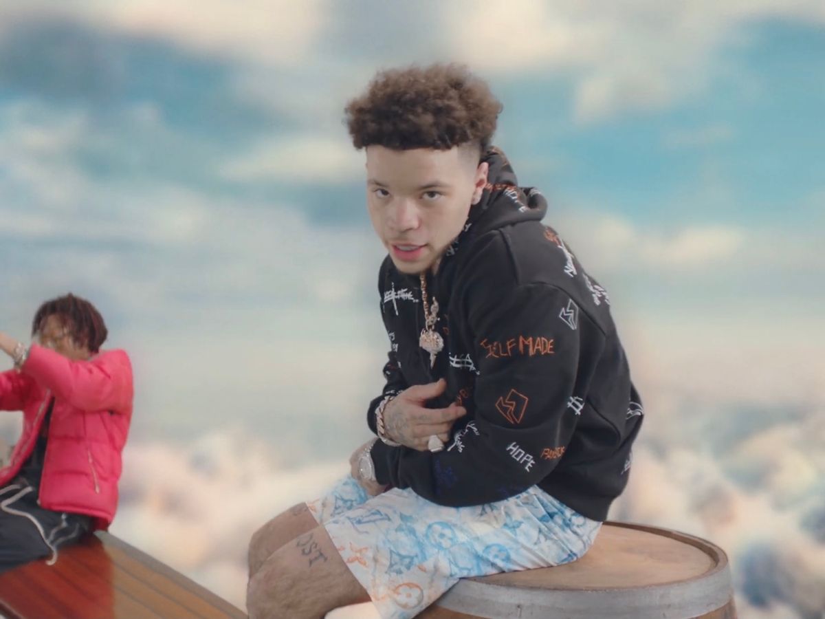 Lil Mosey Outfit from March 27, 2021 | WHAT’S ON THE STAR?