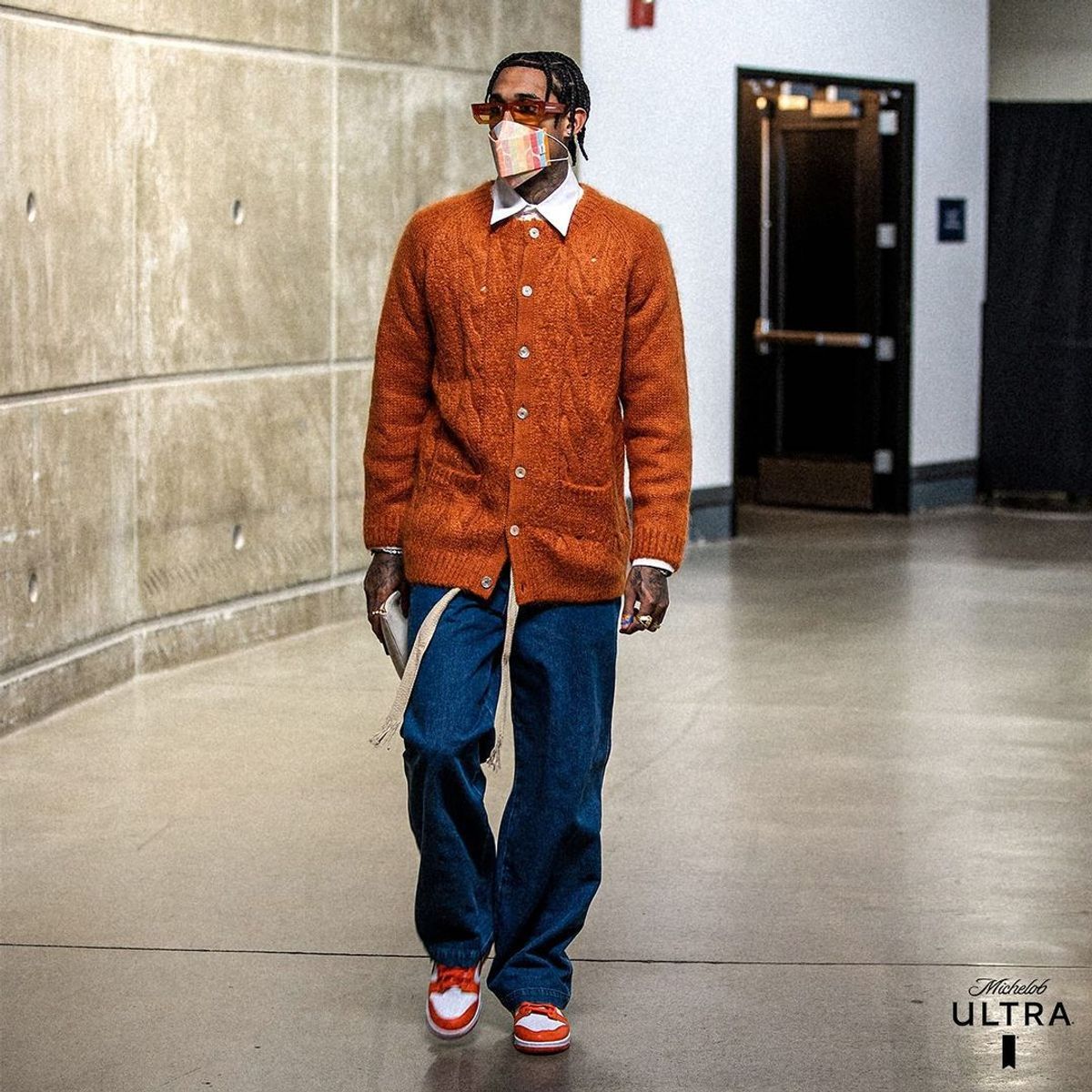 Jordan Clarkson Outfit from April 4, 2021 | WHAT’S ON THE STAR?