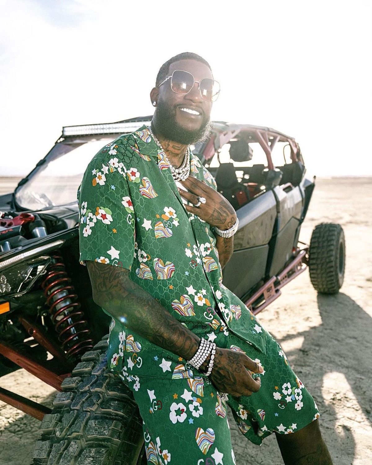 Gucci Mane Outfit from April 8, 2021 | WHAT’S ON THE STAR?