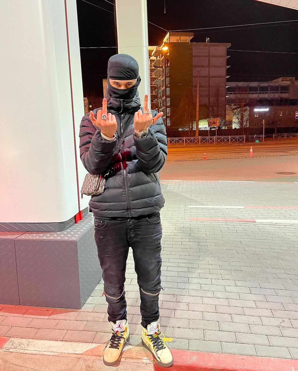 Obladaet Outfit from April 8, 2021 | WHAT’S ON THE STAR?