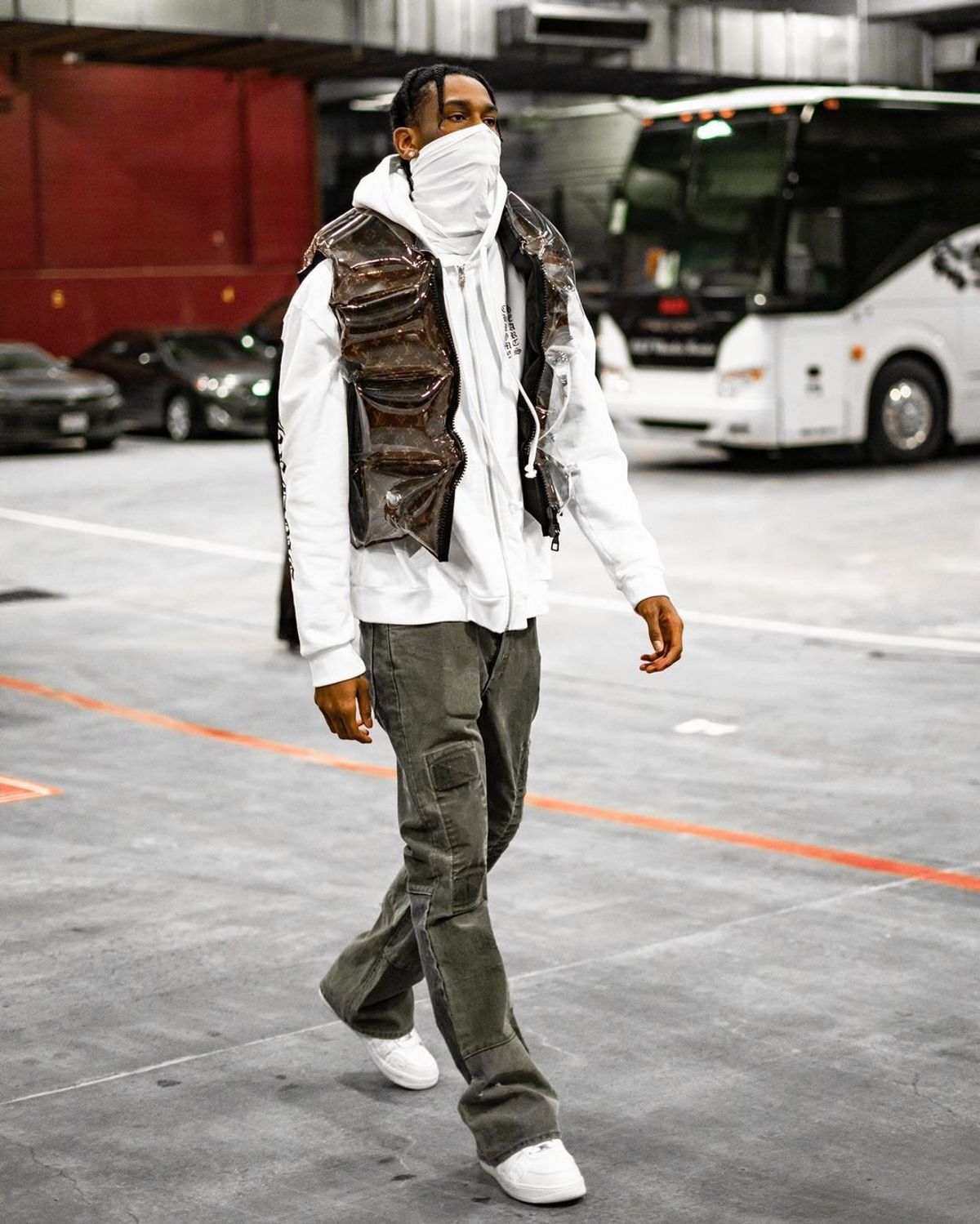 Shai Outfit from February 22, 2021 | WHAT’S ON THE STAR?