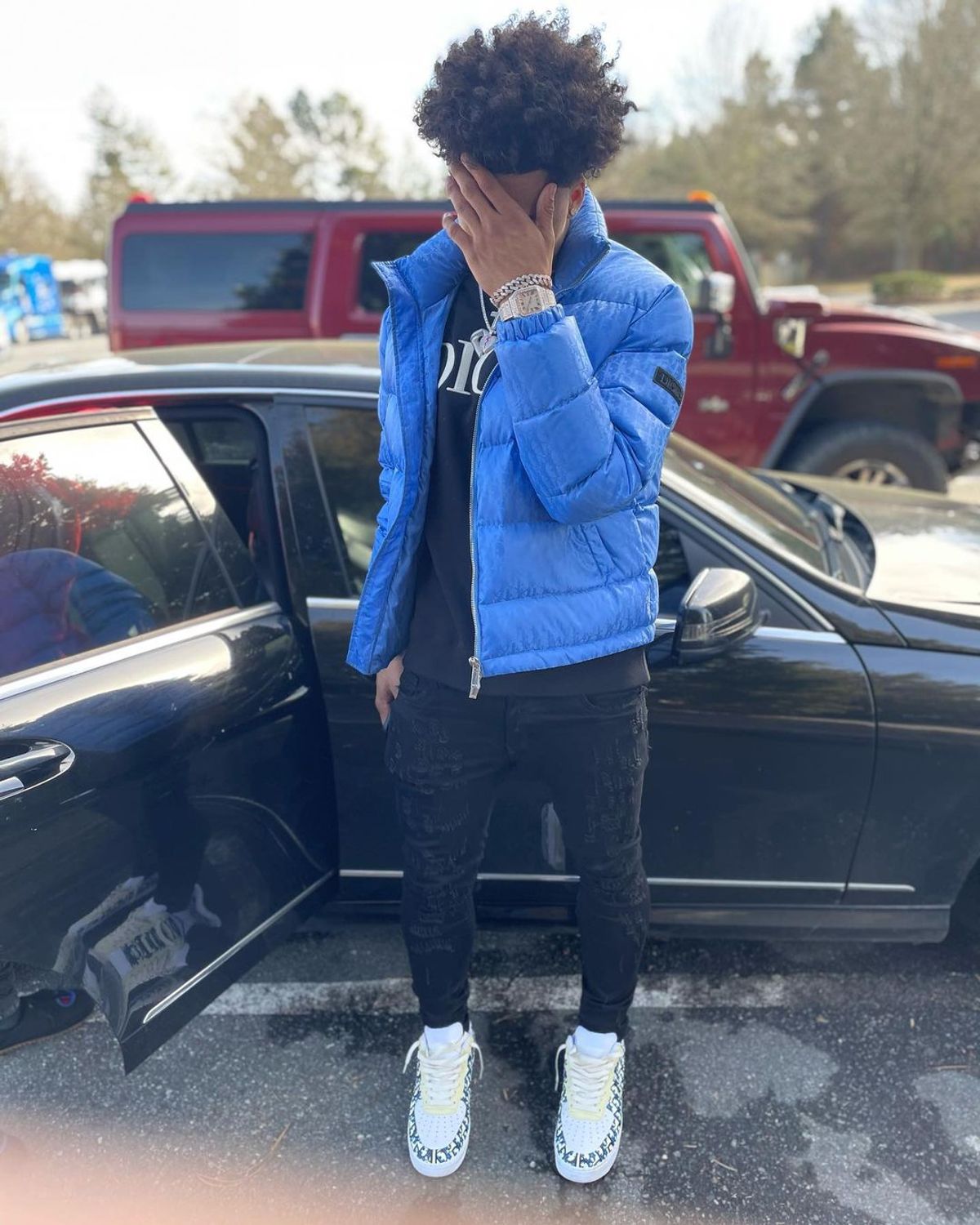 Mikey Outfit from February 28, 2021 | WHAT’S ON THE STAR?