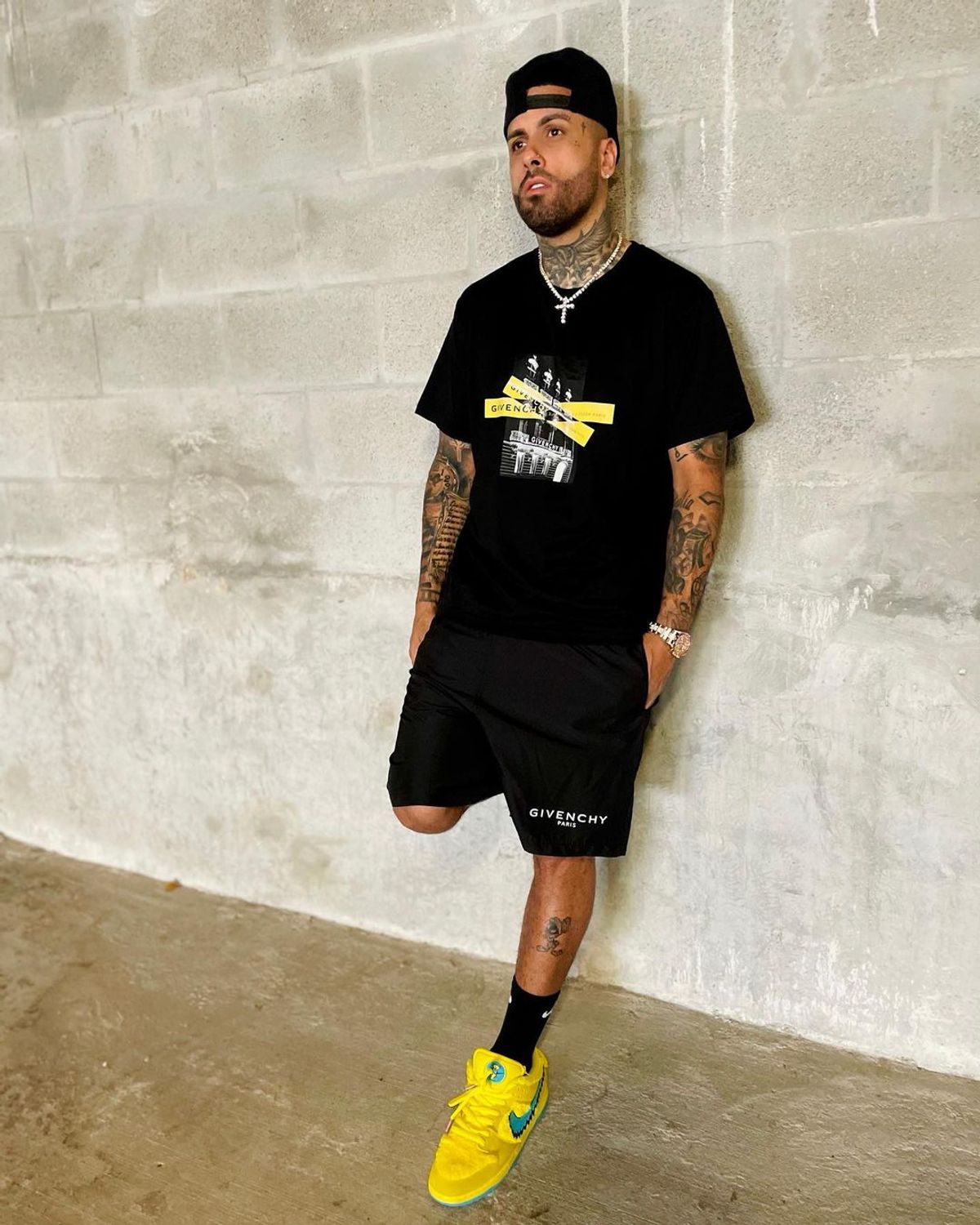 Nicky Jam Outfit from March 2, 2021 | WHAT’S ON THE STAR?