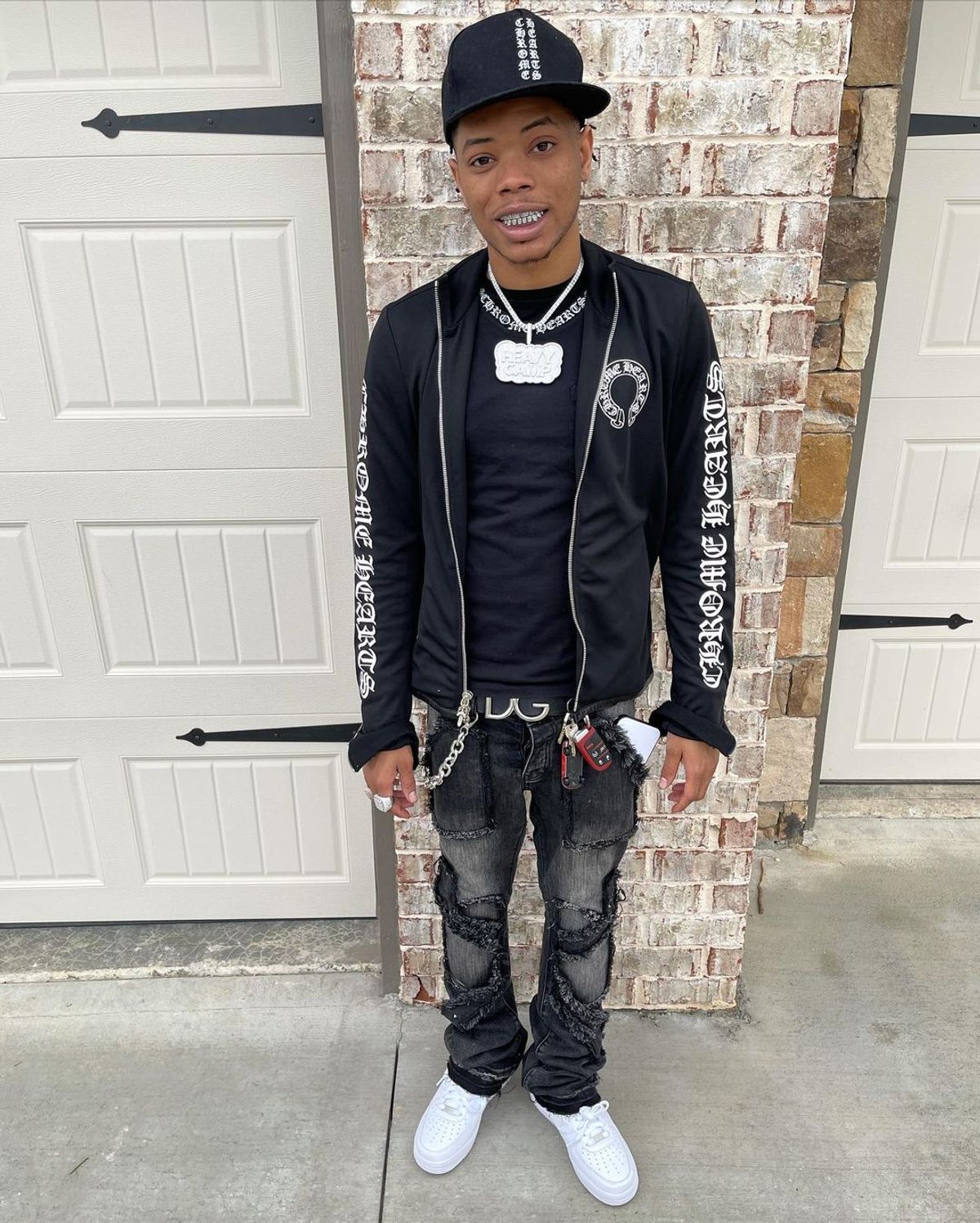 Lil Migo Outfit from April 11, 2021 | WHAT’S ON THE STAR?