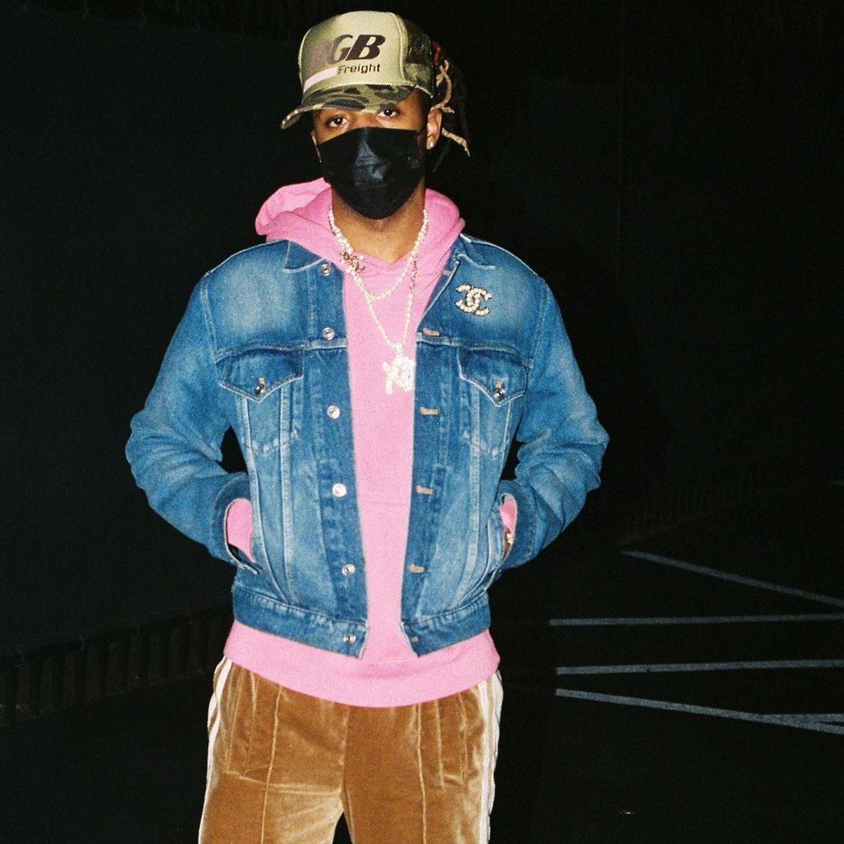 Metro Boomin Outfit from April 13, 2021 | WHAT’S ON THE STAR?
