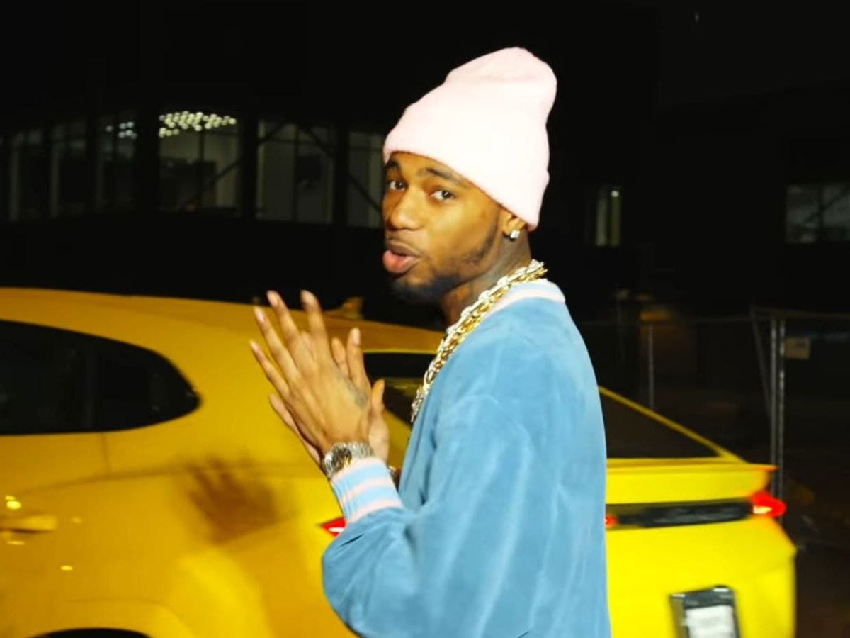 Key Glock Outfits in "Move Around" Video | WHAT’S ON THE STAR?