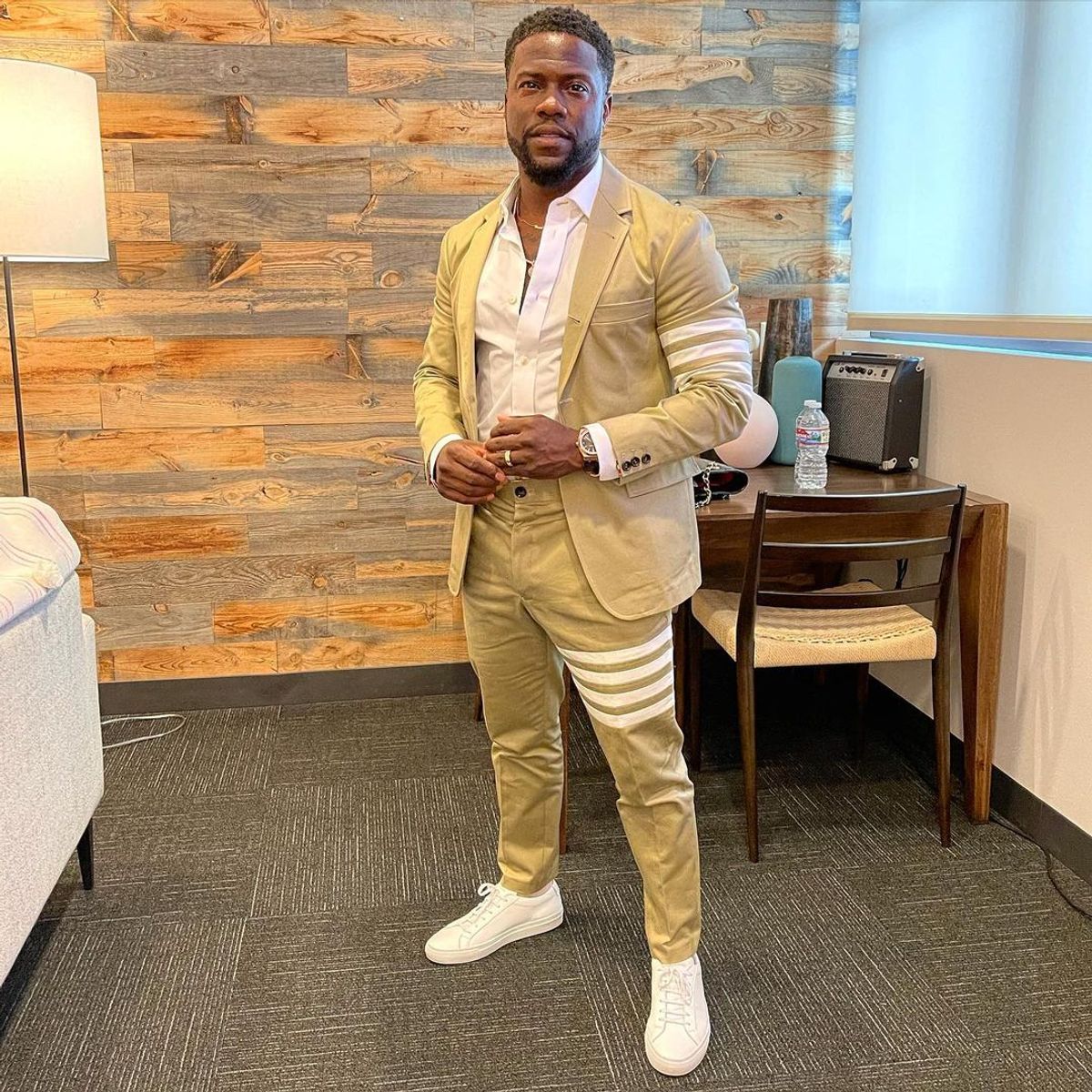 Kevin Hart Outfit from April 15, 2021 | WHAT’S ON THE STAR?