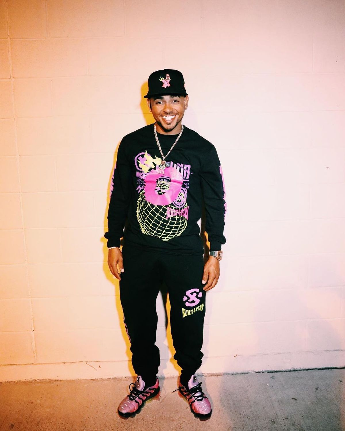 Ozuna Outfit from April 15, 2021 | WHAT’S ON THE STAR?