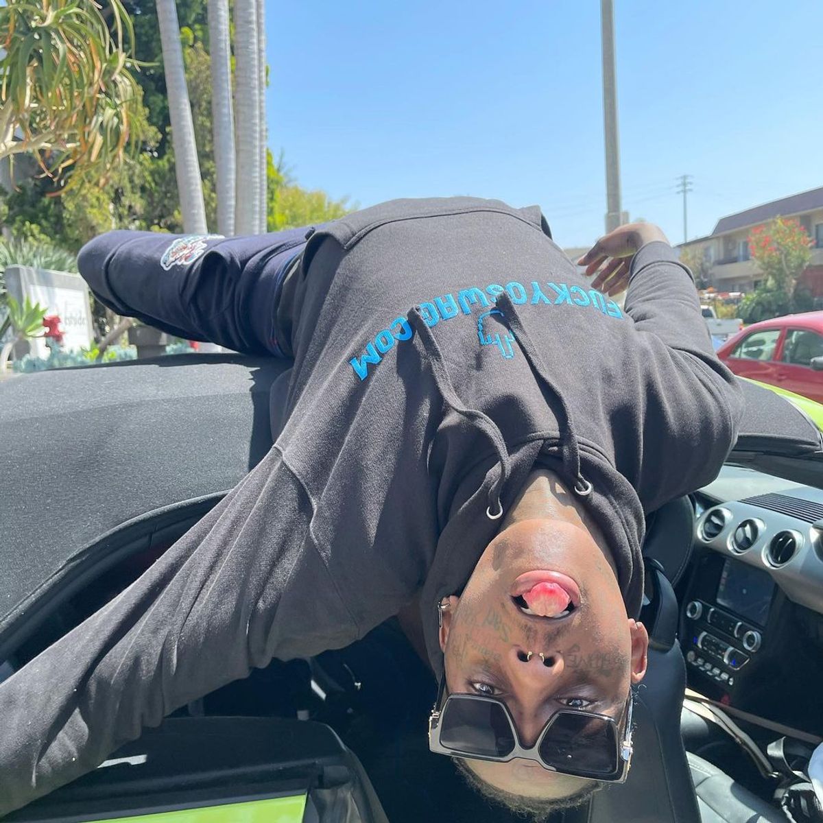 Famous Dex Outfit from April 18, 2021 | WHAT’S ON THE STAR?