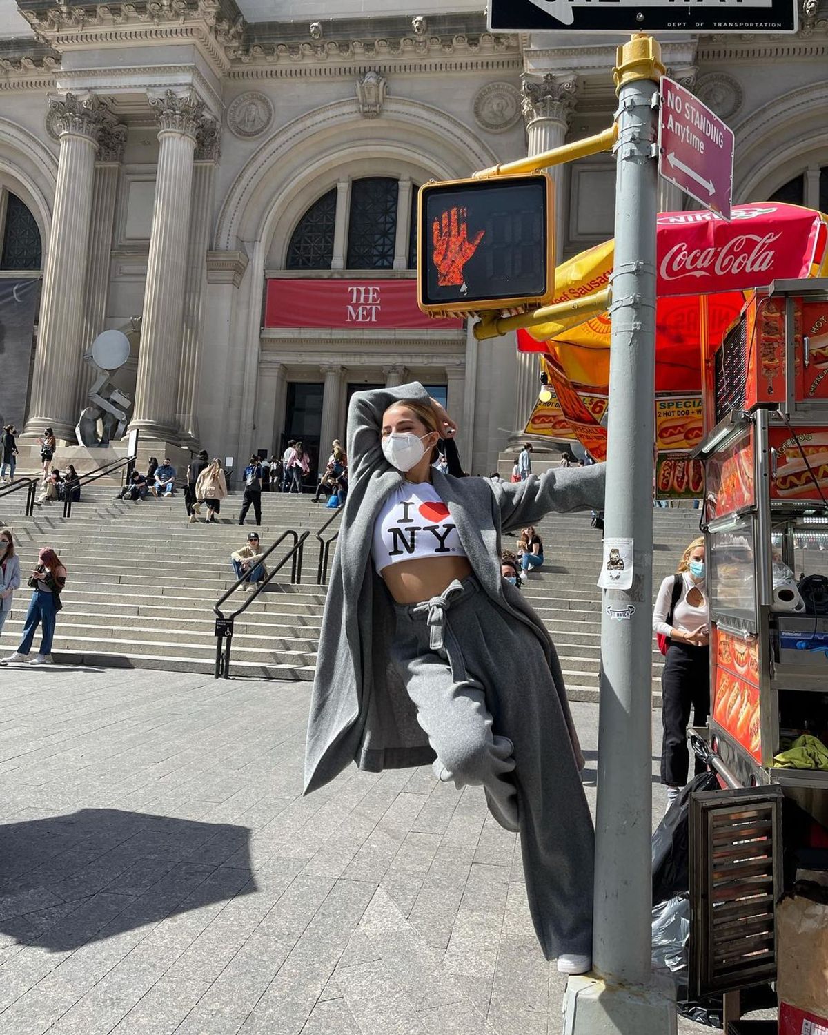 Addison Rae Outfit from March 27, 2021 | WHAT’S ON THE STAR?