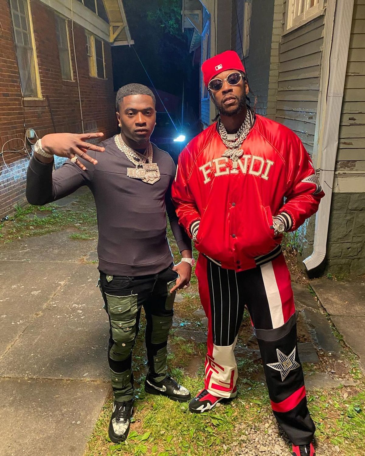 2 Chainz Outfit from April 23, 2021 | WHAT’S ON THE STAR?