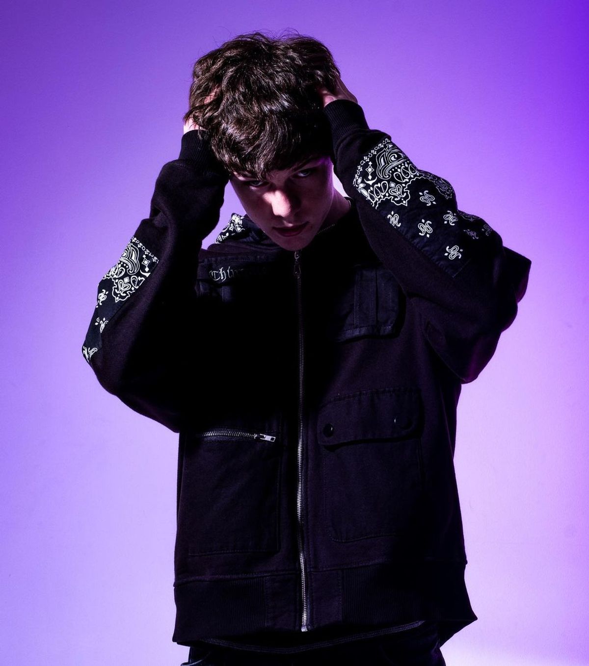 Chingate: Clothing, Shoes & Accessories | WHAT’S ON THE STAR?