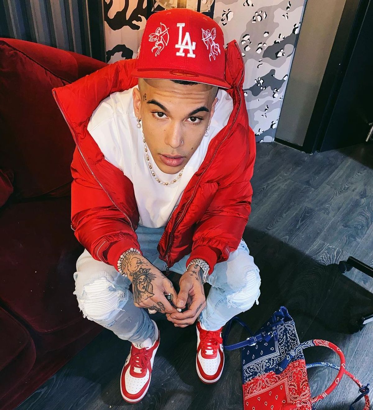 Sfera Ebbasta Outfit from March 18, 2021 | WHAT’S ON THE STAR?