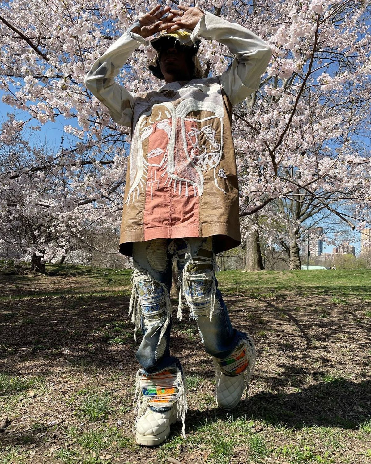 Ev Bravado: Clothing, Shoes & Accessories | WHAT’S ON THE STAR?