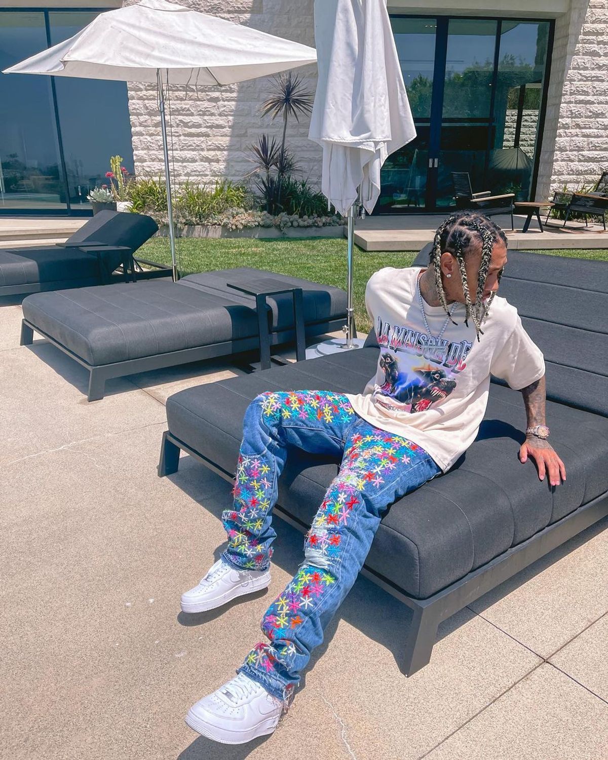 Tyga Outfit from May 7, 2021 | WHAT’S ON THE STAR?