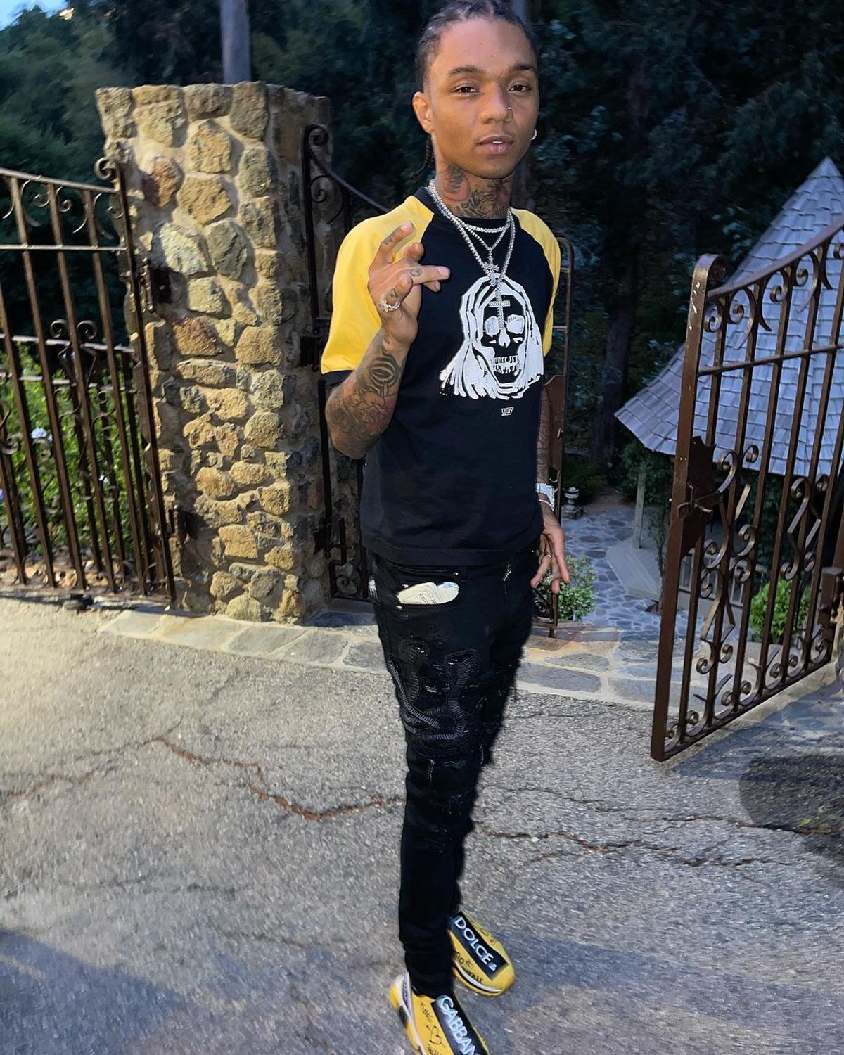Swae Lee Outfit from May 13, 2021 | WHAT’S ON THE STAR?