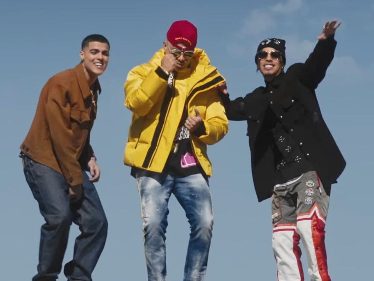 Wisin Outfit from May 13, 2021 | WHAT’S ON THE STAR?