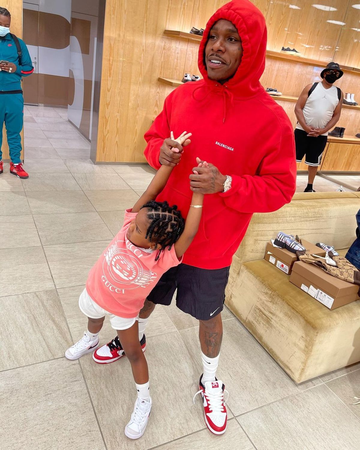 DaBaby Outfit from May 17, 2021 | WHAT’S ON THE STAR?
