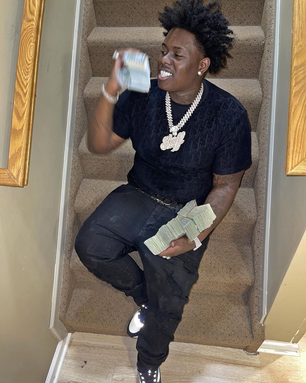 Sheff G Outfit from May 21, 2021 | WHAT’S ON THE STAR?