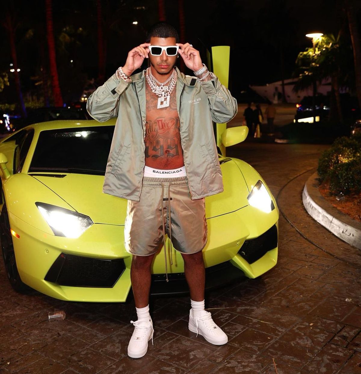 CJ Outfit from May 21, 2021 | WHAT’S ON THE STAR?