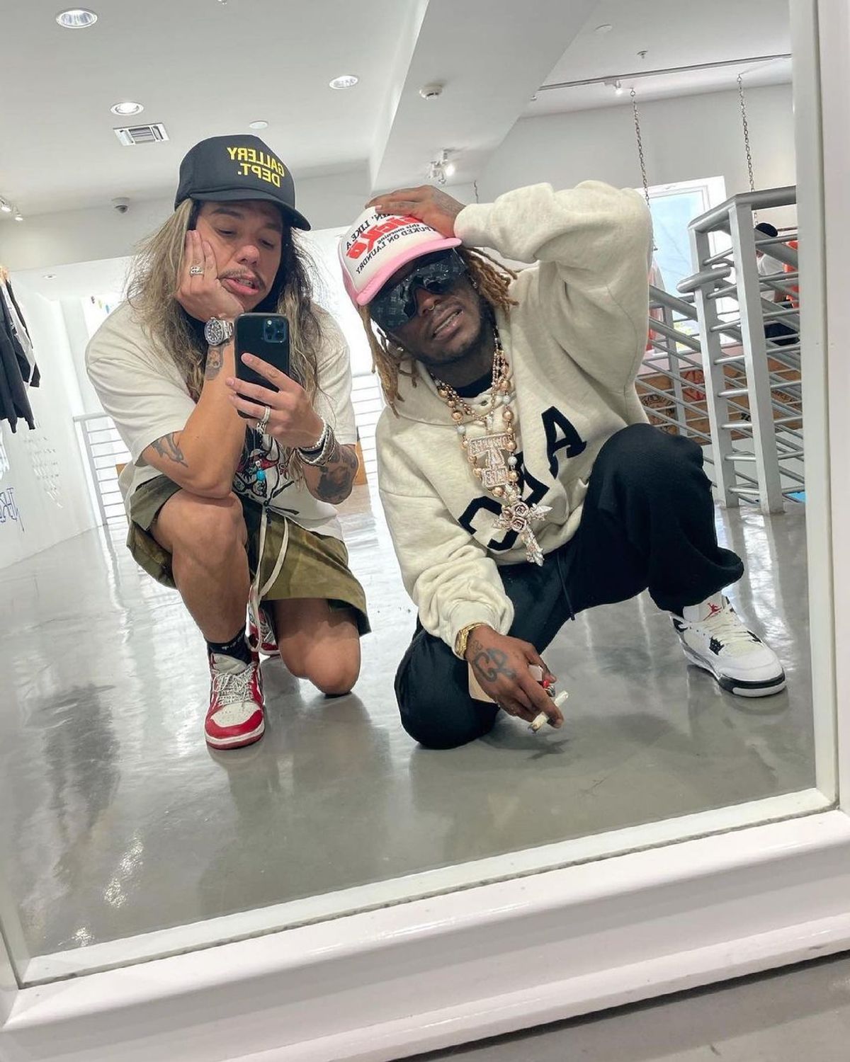 Lil Uzi Vert Outfit from May 26, 2021 | WHAT’S ON THE STAR?