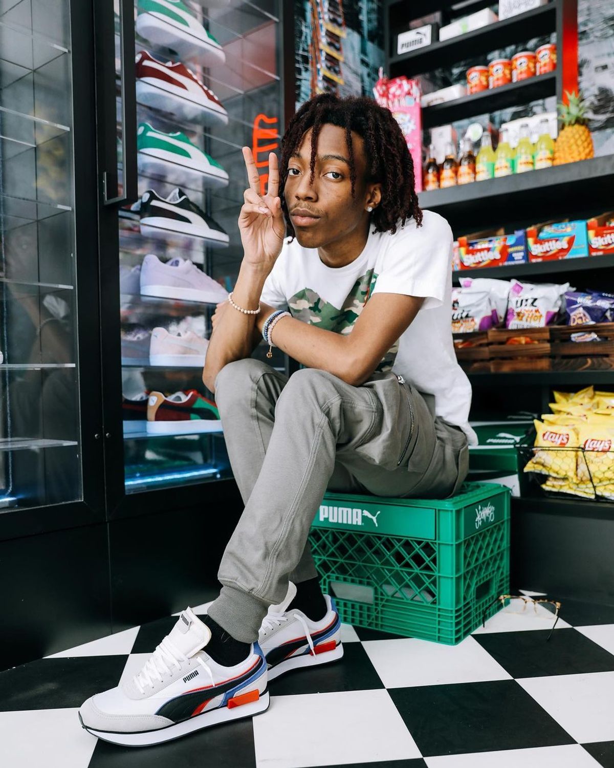 Lil Tecca Outfit from May 26, 2021 | WHAT’S ON THE STAR?