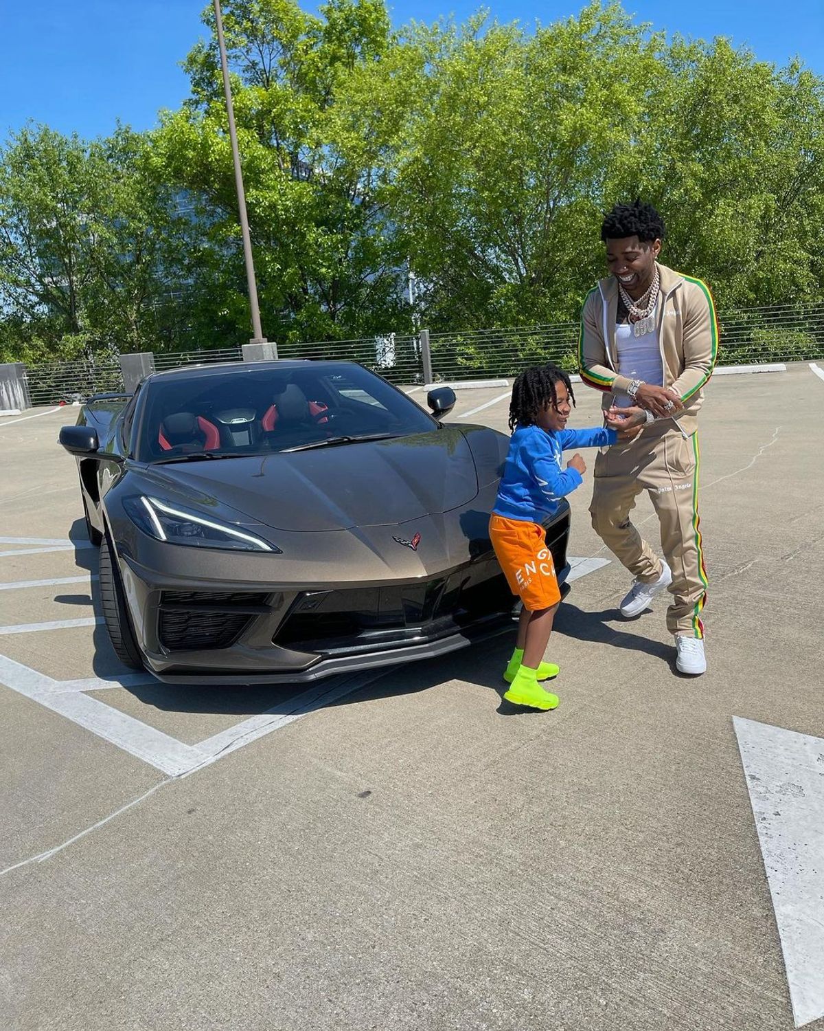 YFN Lucci Outfit from June 10, 2021 | WHAT’S ON THE STAR?