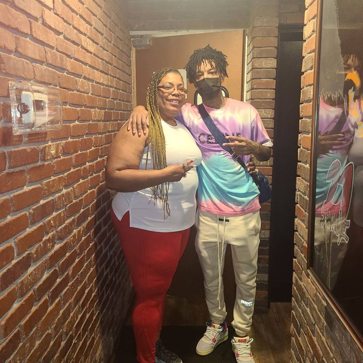 21 Savage Outfit from June 18, 2021 | WHAT’S ON THE STAR?