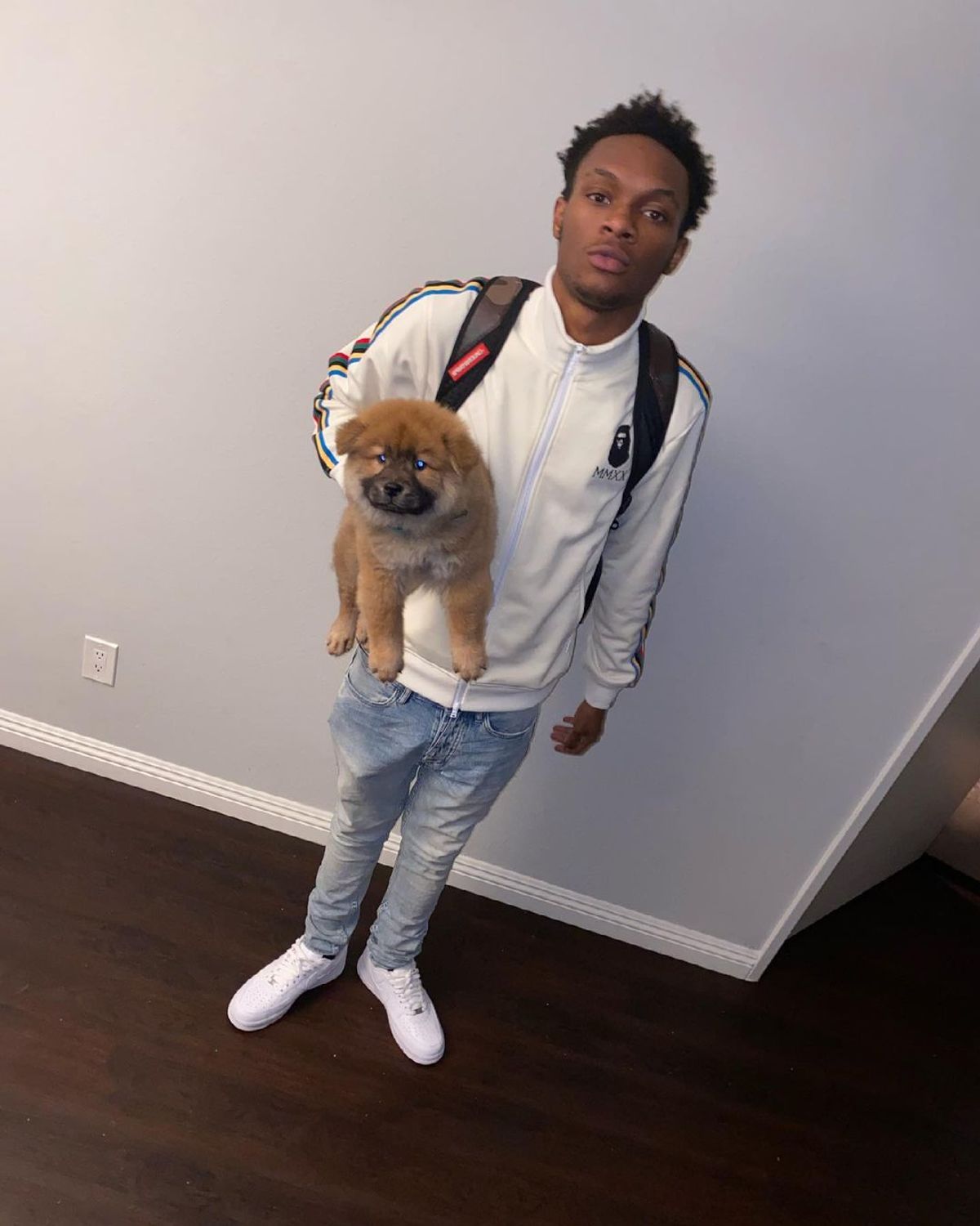 Lil Eazzyy Outfit from May 30, 2021 | WHAT’S ON THE STAR?