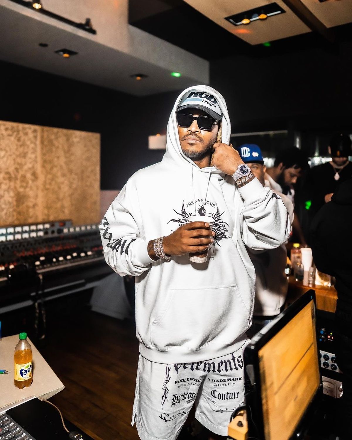 Future Outfit from June 25, 2021 | WHAT’S ON THE STAR?