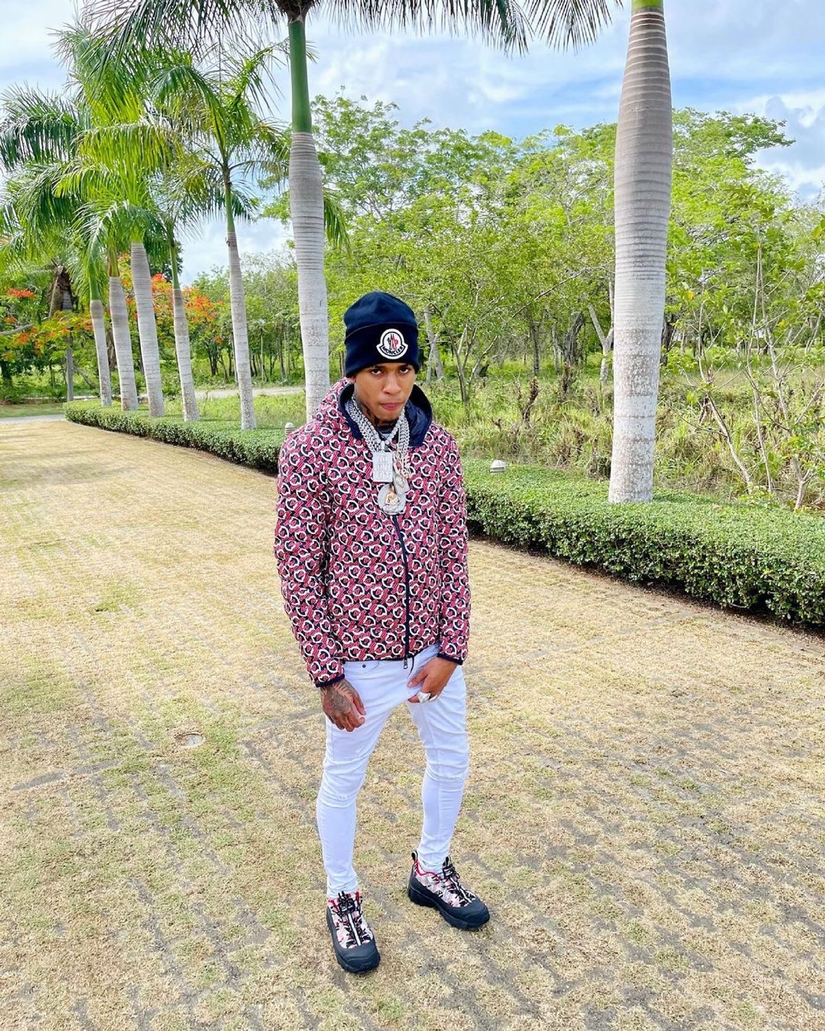 NLE Choppa Outfit from June 28, 2021 | WHAT’S ON THE STAR?