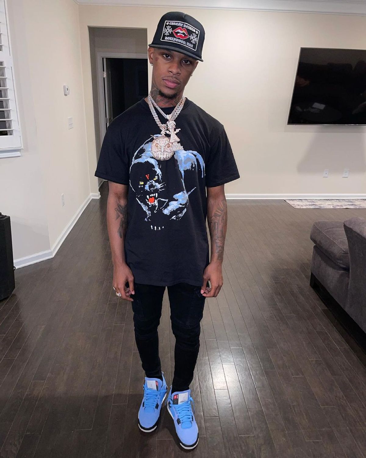 Toosii Outfit from July 1, 2021 | WHAT’S ON THE STAR?