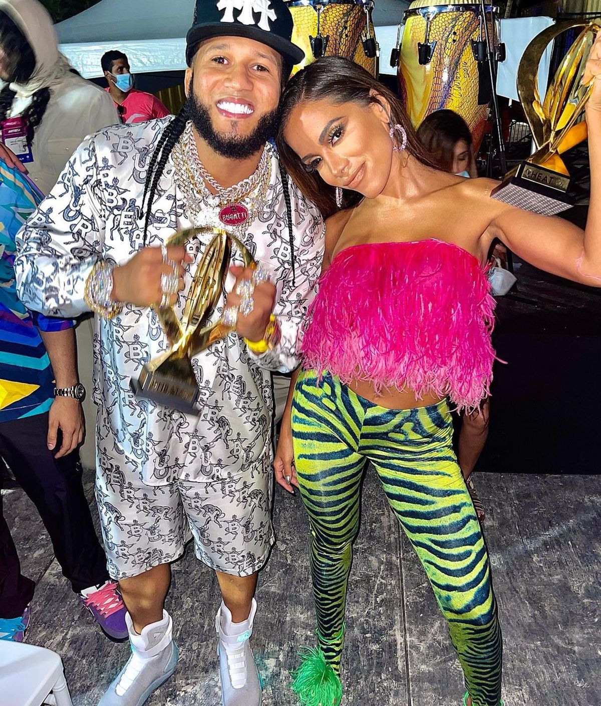 El Alfa El Jefe Outfit from July 5, 2021 | WHAT’S ON THE STAR?