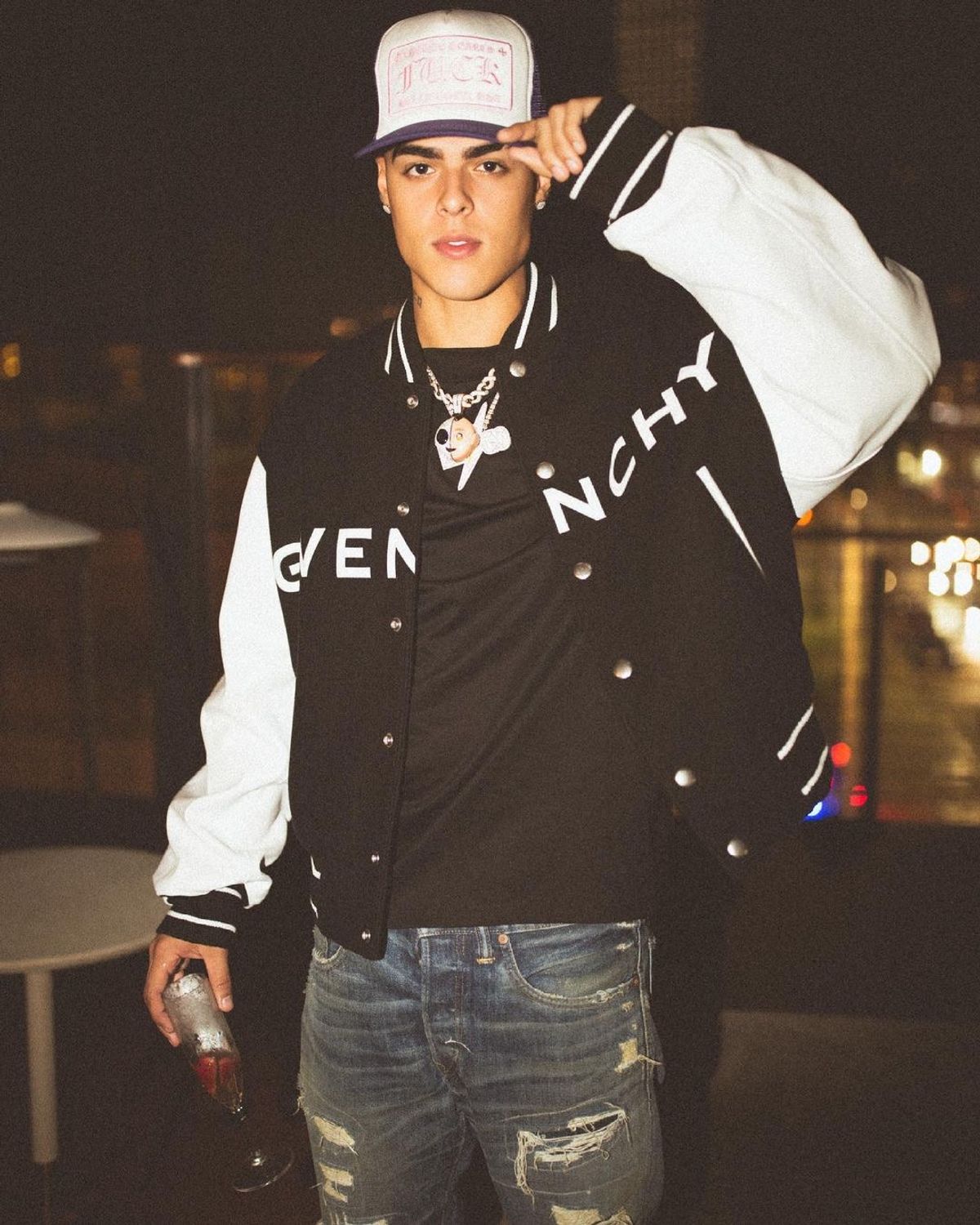 Lunay Outfit from July 6, 2021 | WHAT’S ON THE STAR?