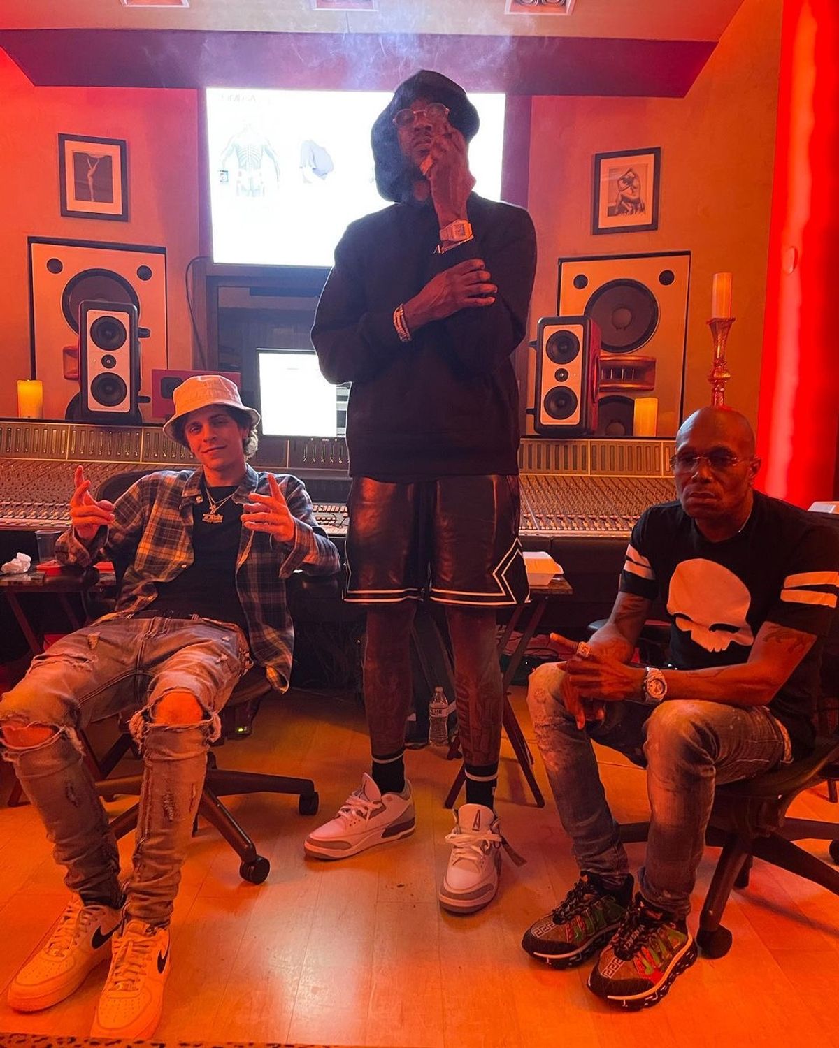 2 Chainz Outfit from July 6, 2021 | WHAT’S ON THE STAR?