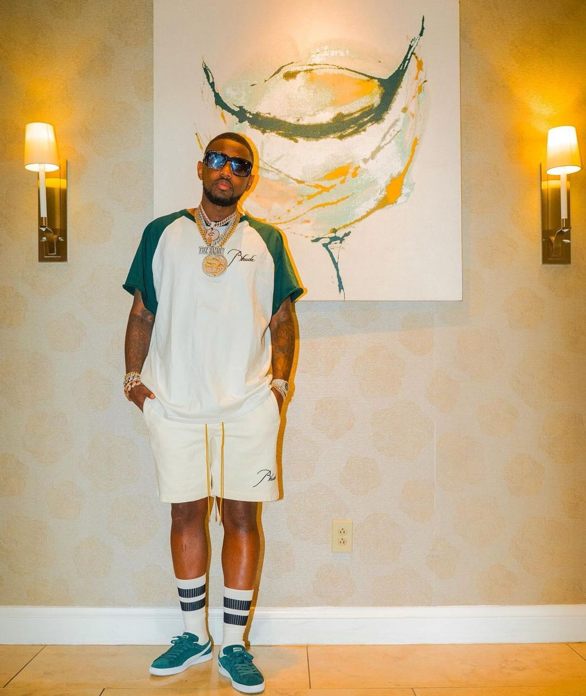 Fabolous Outfit from July 11, 2021 | WHAT’S ON THE STAR?