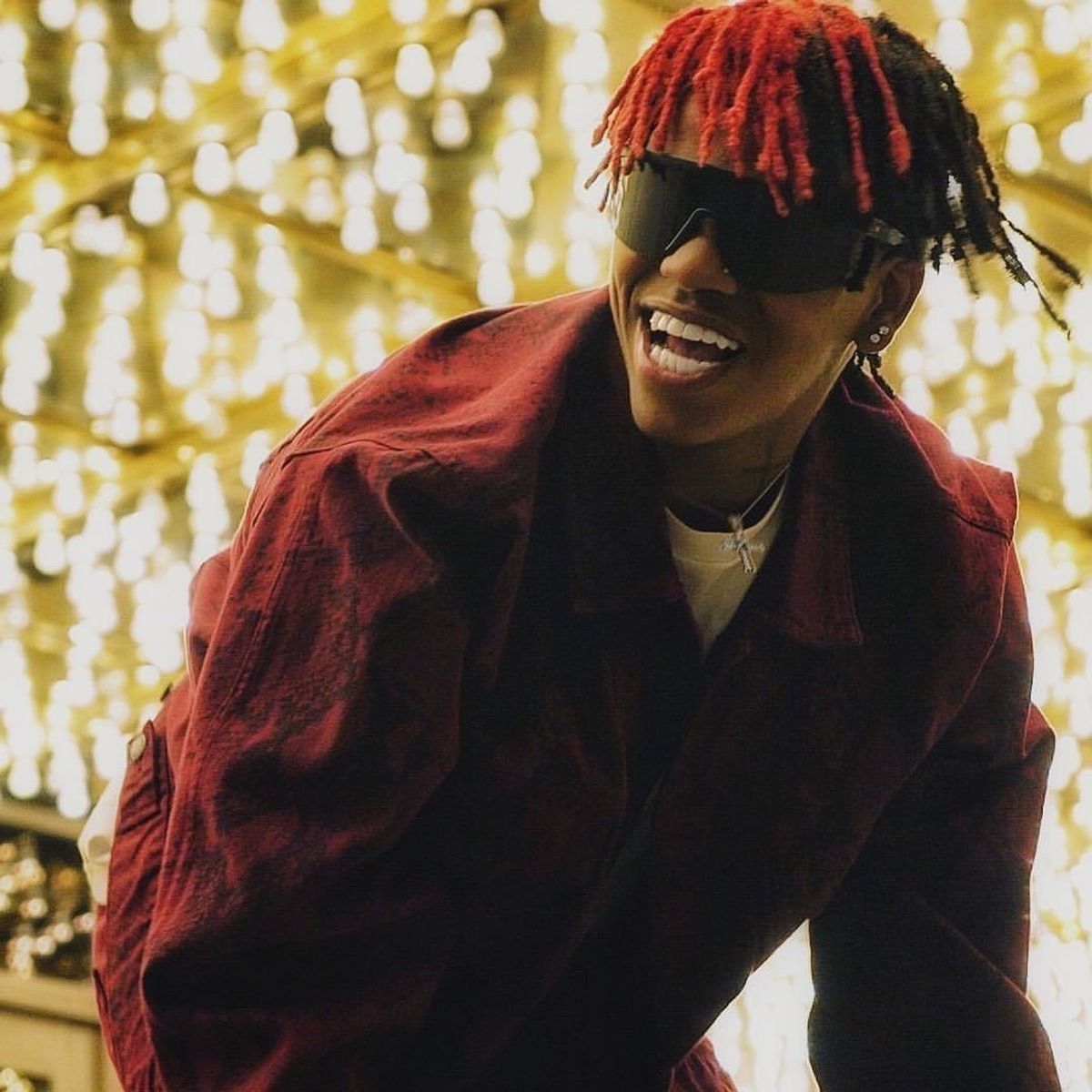 DC The Don: Outfits, Clothes, Style and Fashion | WHAT’S ON THE STAR?