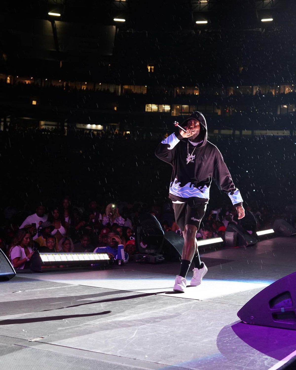 T-Shyne Outfit from July 19, 2021 | WHAT’S ON THE STAR?